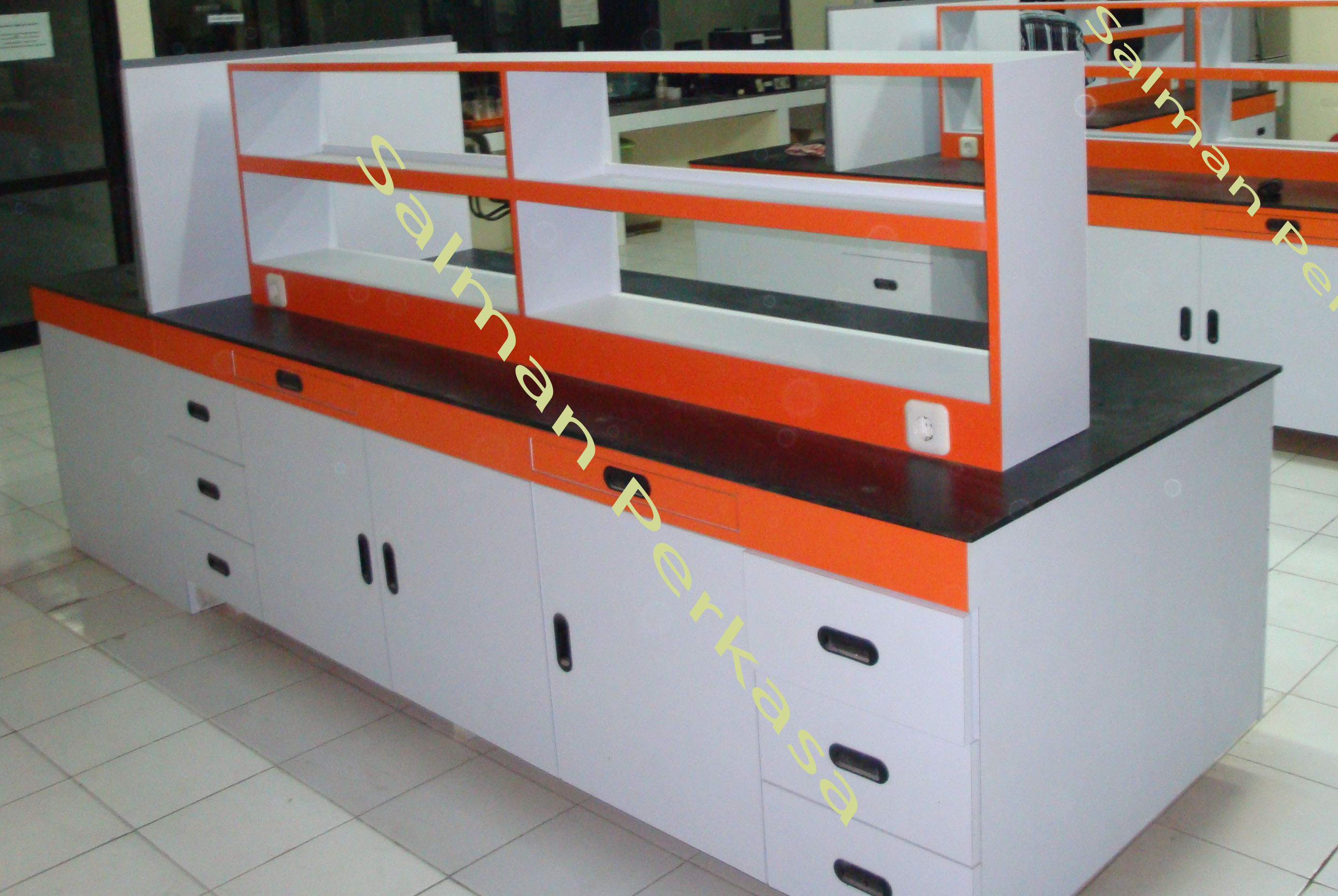 Furniture Laboratorium Industri dan Sekolah-Meja Laboratorium | For ...